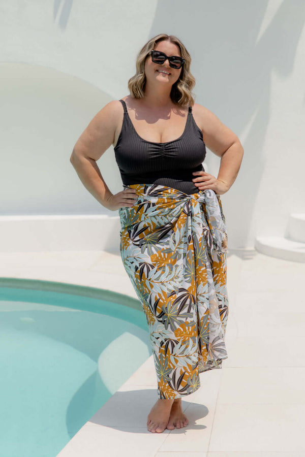 Plus Size Sarongs - Holley Day