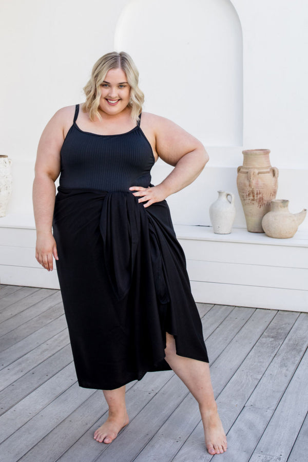 Shop Large Sarongs and Plus Size Sarongs - Holley Day